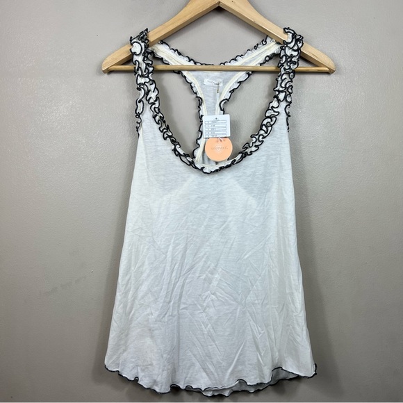 Urban Outfitters | Tops | Undrest By Urban Outfitters Y2k Lettuce Hem ...